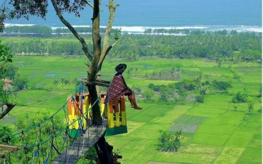 LimaKaki: Wisata Gunung Selok, Keindahan Alam di Kabupaten Cilacap yang ...